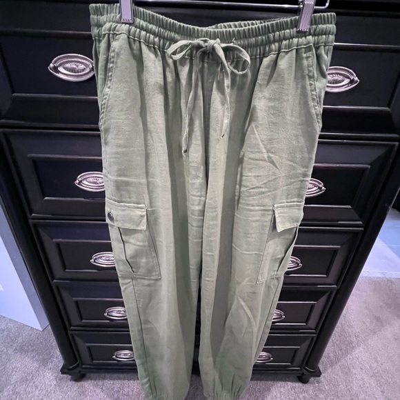 Love Tree | Pants | Green Cargo Pants | Poshmark